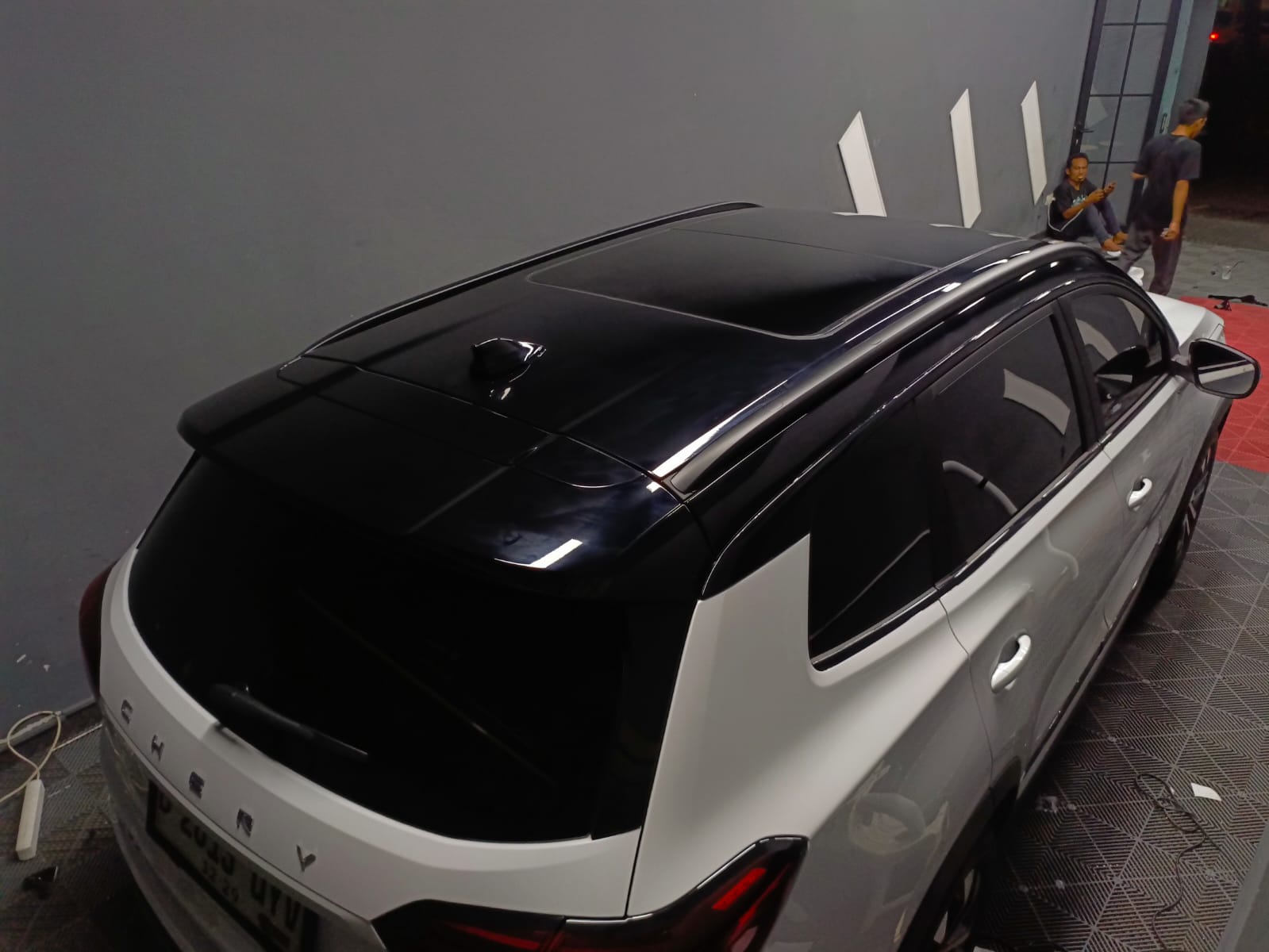 Wrapping Stiker Two Tone Mobil Harga Terjangkau – Meta Autowrap